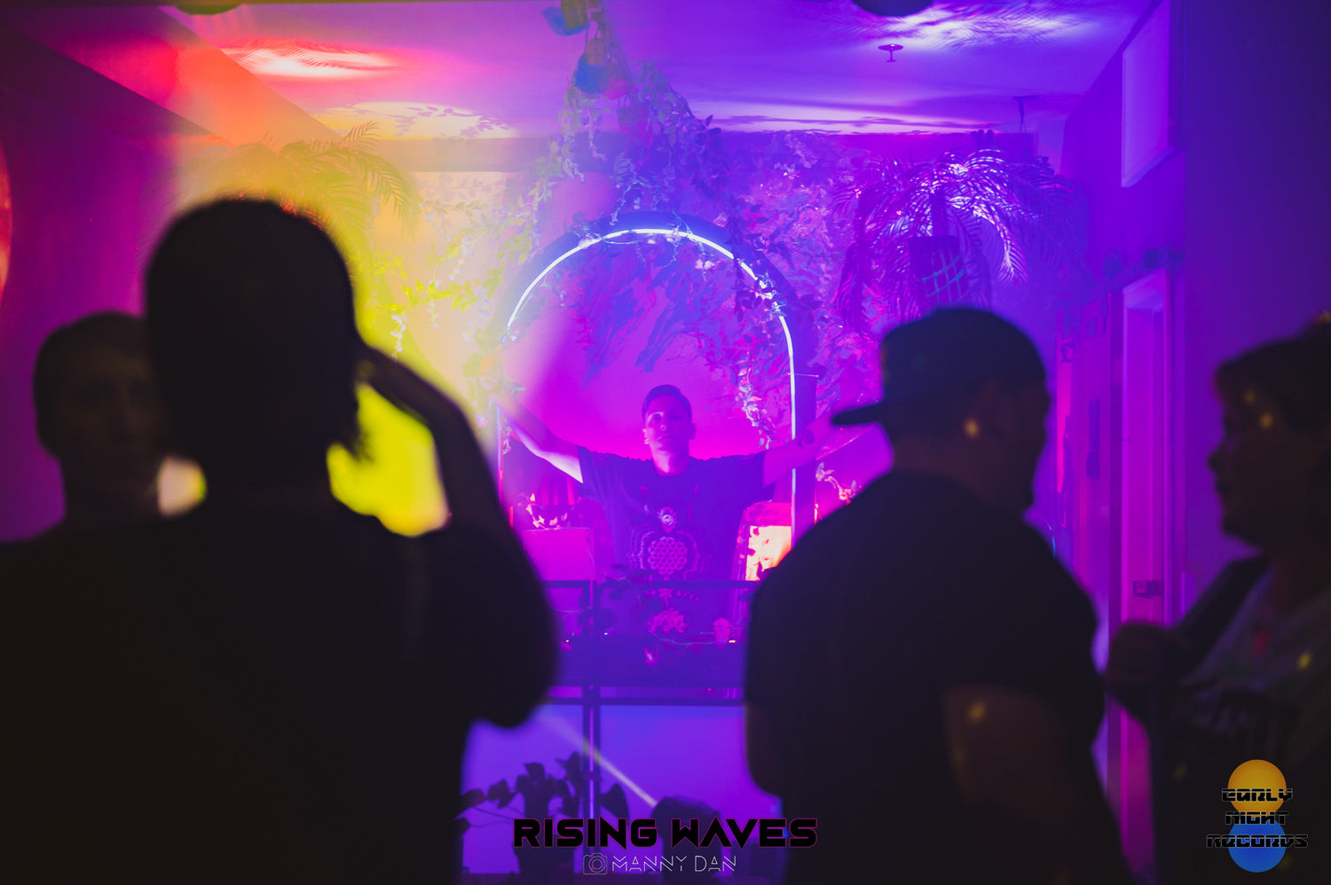 STAGE DESIGN – psilosiren